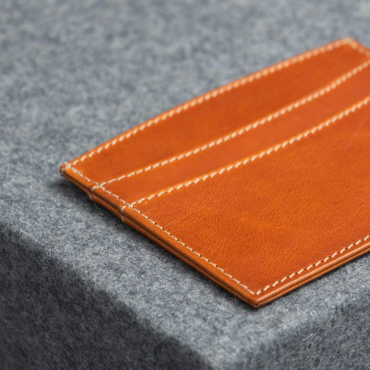 Slim Card Holder Leather – Out of the Factory